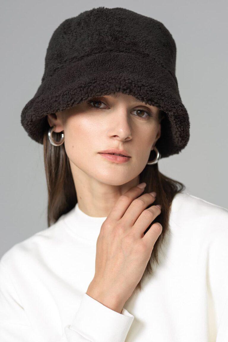 Shearling Bell Hat – Zeita Kotys